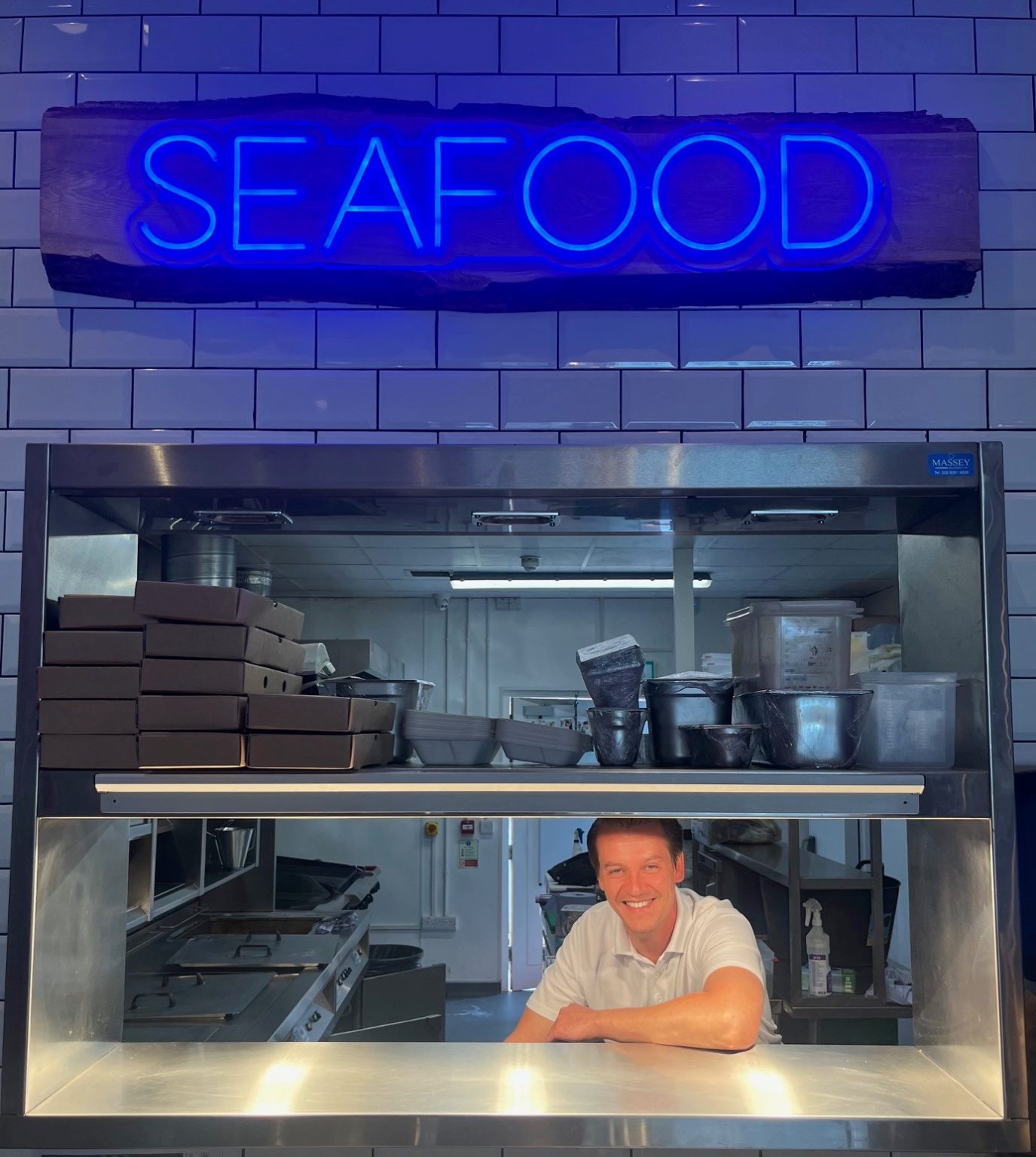 Business grad-turned chef brings gourmet fish ‘n’ chips to ...