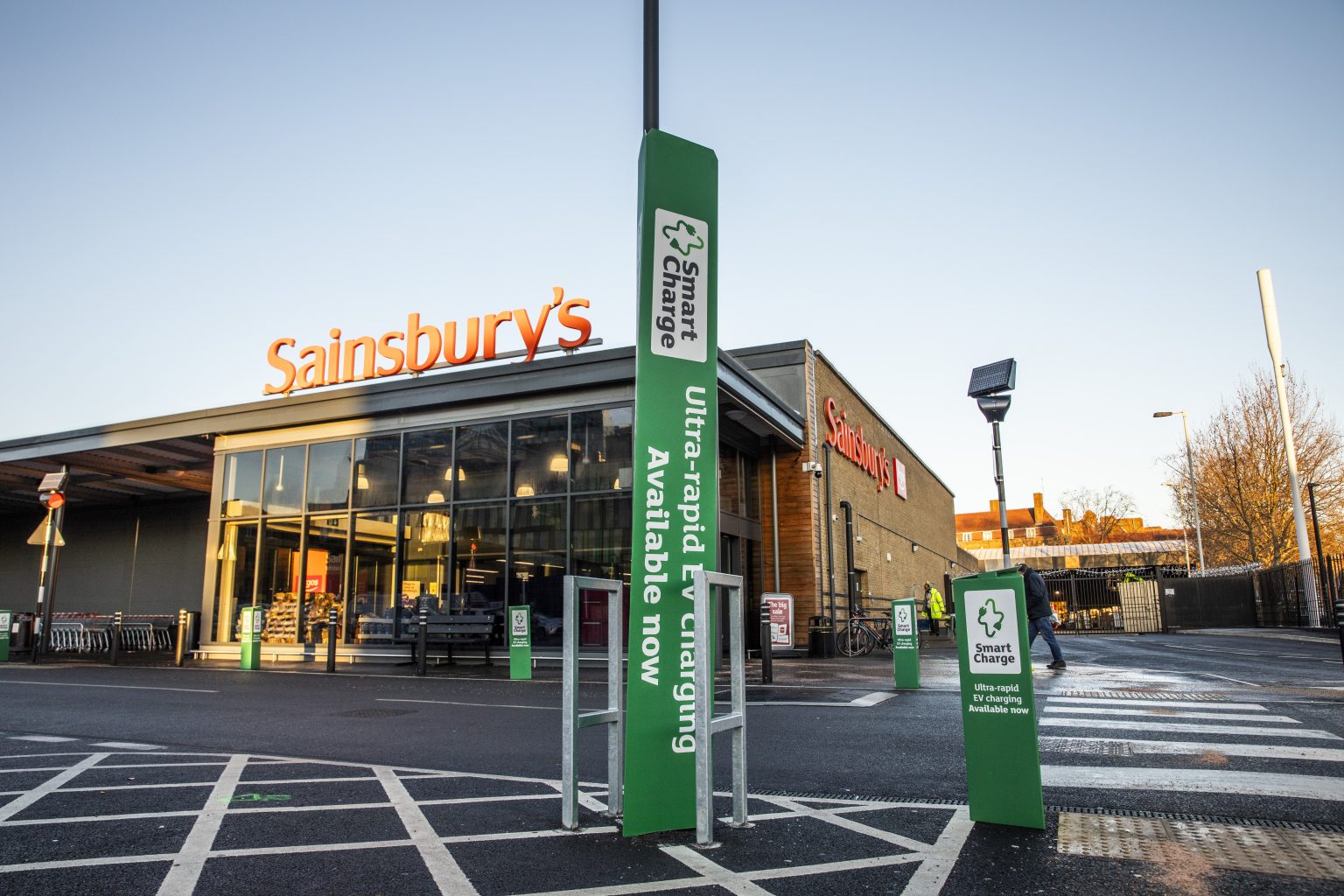 Sainsbury’s new ultra-rapid service to build confidence in public EV ...